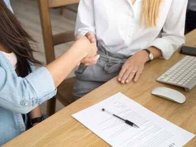 5 Best Convincing Skills to Practice at Workplace