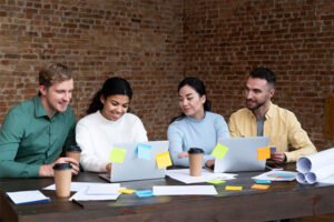 11 Most Beneficial Group Discussion Skills to Enhance
